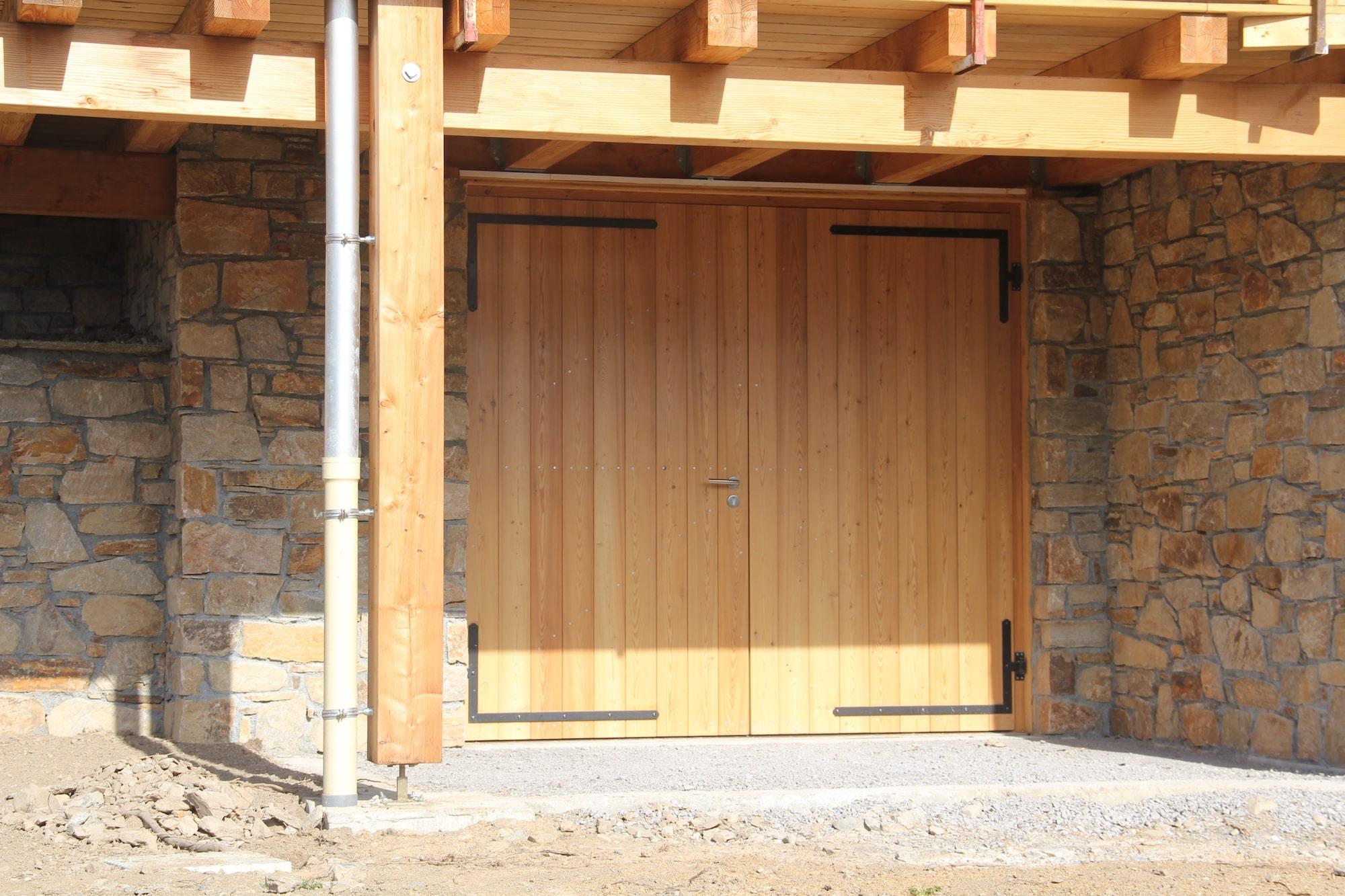 Menuiseries intérieures et extérieures : Conception fabrication pose